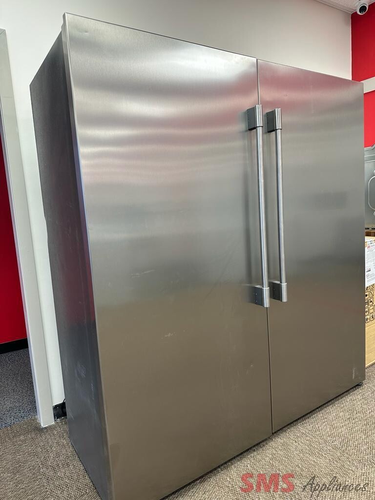 Frigidaire Professional Fridge & Freezer FPFU19F8WF