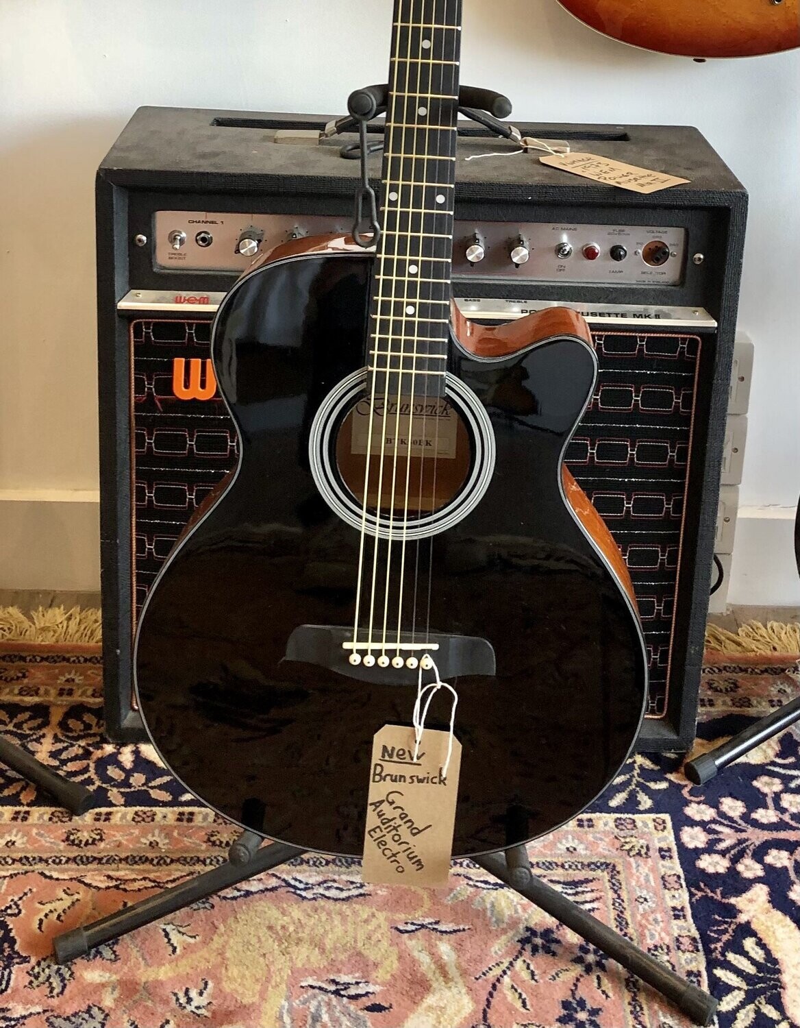 BRUNSWICK GRAND AUDITORIUM ELECTRO BLACK
