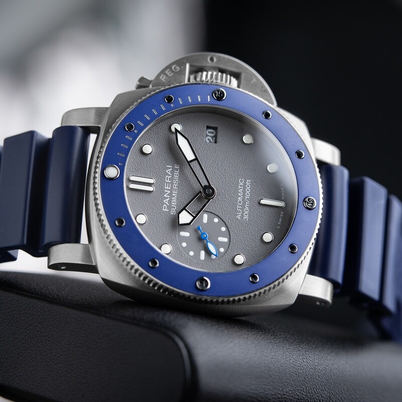 Panerai Luminor Submersible Gray Dial Steel Diver 42mm Blue Ceramic ...