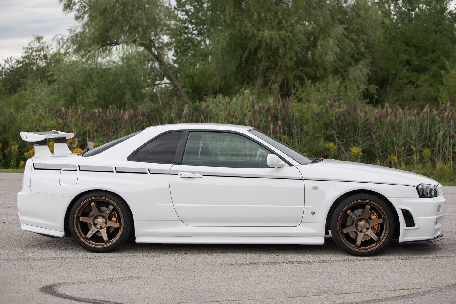 MINES INSPIRED NISSAN R34 SKYLINE BODY STRIPE KIT