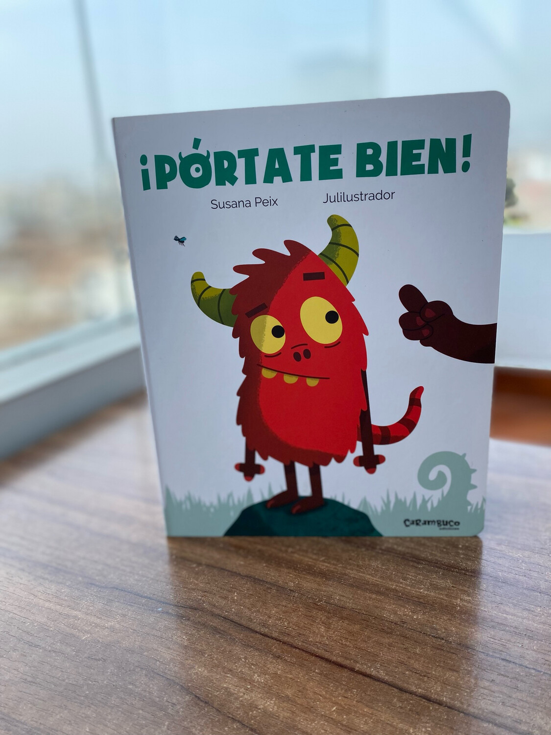 ¡Pórtate bien!