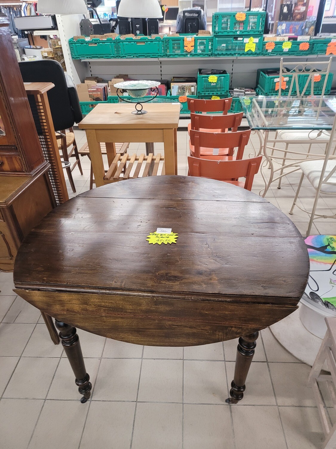 TABLE DEMI LUNE RONDE ET PLIANTE