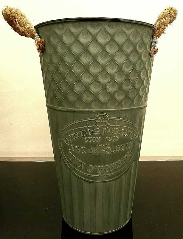 Flower Bucket, outdoor Simple Iron Flower Bucket, garden Flower Bucket ...