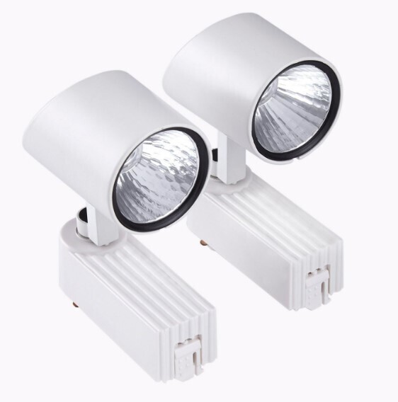 Chandeliers & Light Fittings