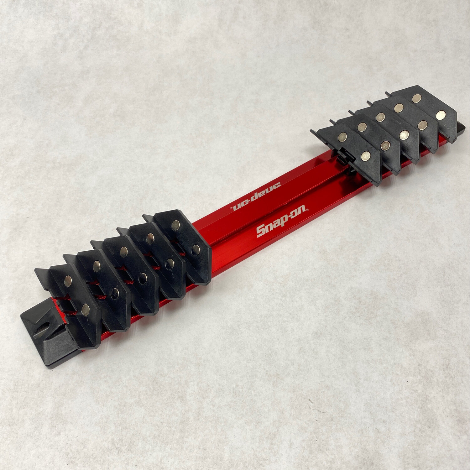 Snap On 12" Magnetic Wrench Rack (Red) WRRAK12RD - Shop - Tool Swapper