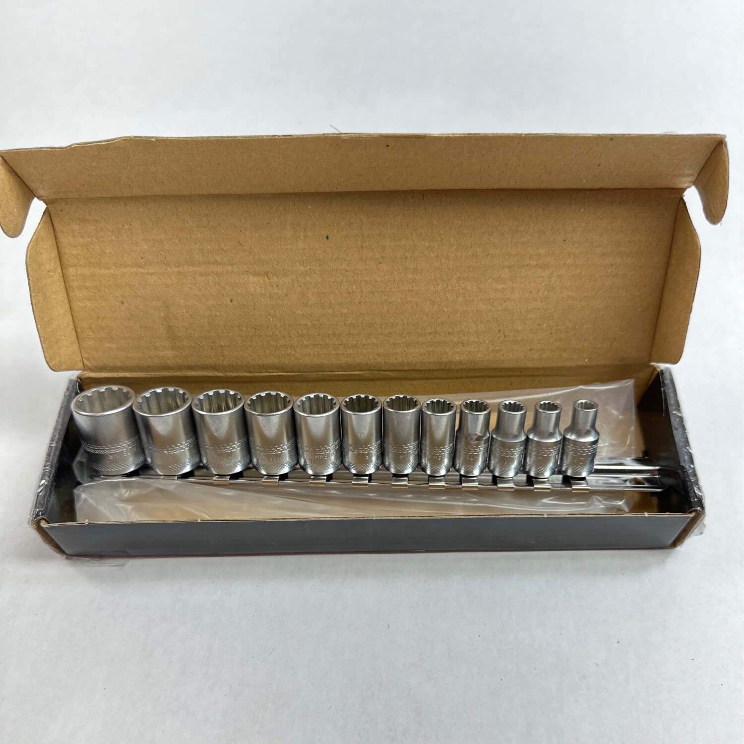 Mac Tools 12pc 1/4" Drive Metric Spline Socket Set, SMM12SBR - Shop ...