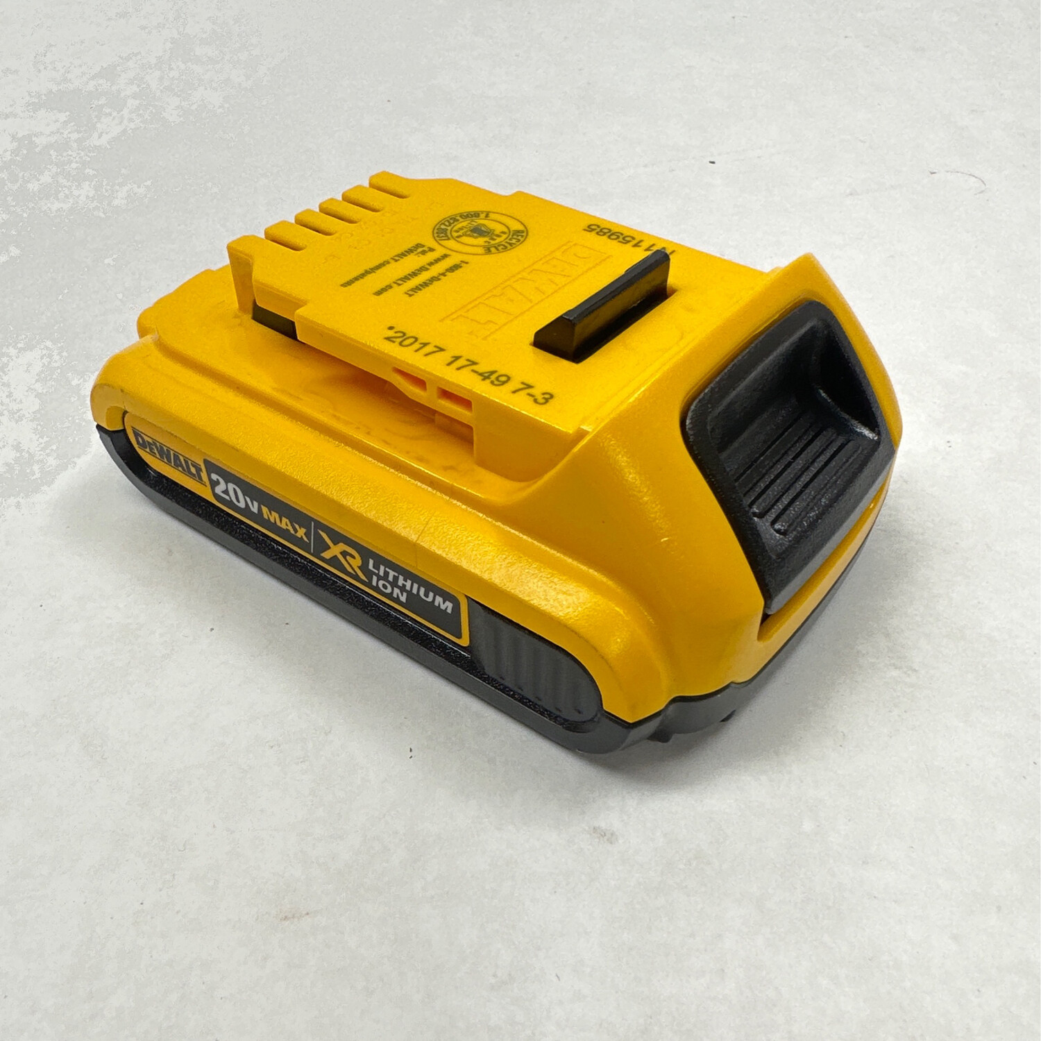 Dewalt 20v MAX 2.0Ah Battery, DCB203 - Shop - Tool Swapper