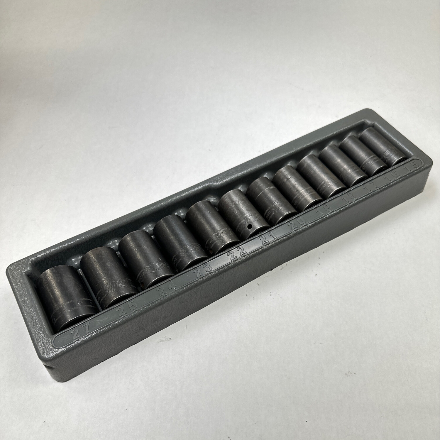 Snap On 12 pc 1/2" Drive 6-Point Metric Flank Drive® Semi-Deep Impact ...