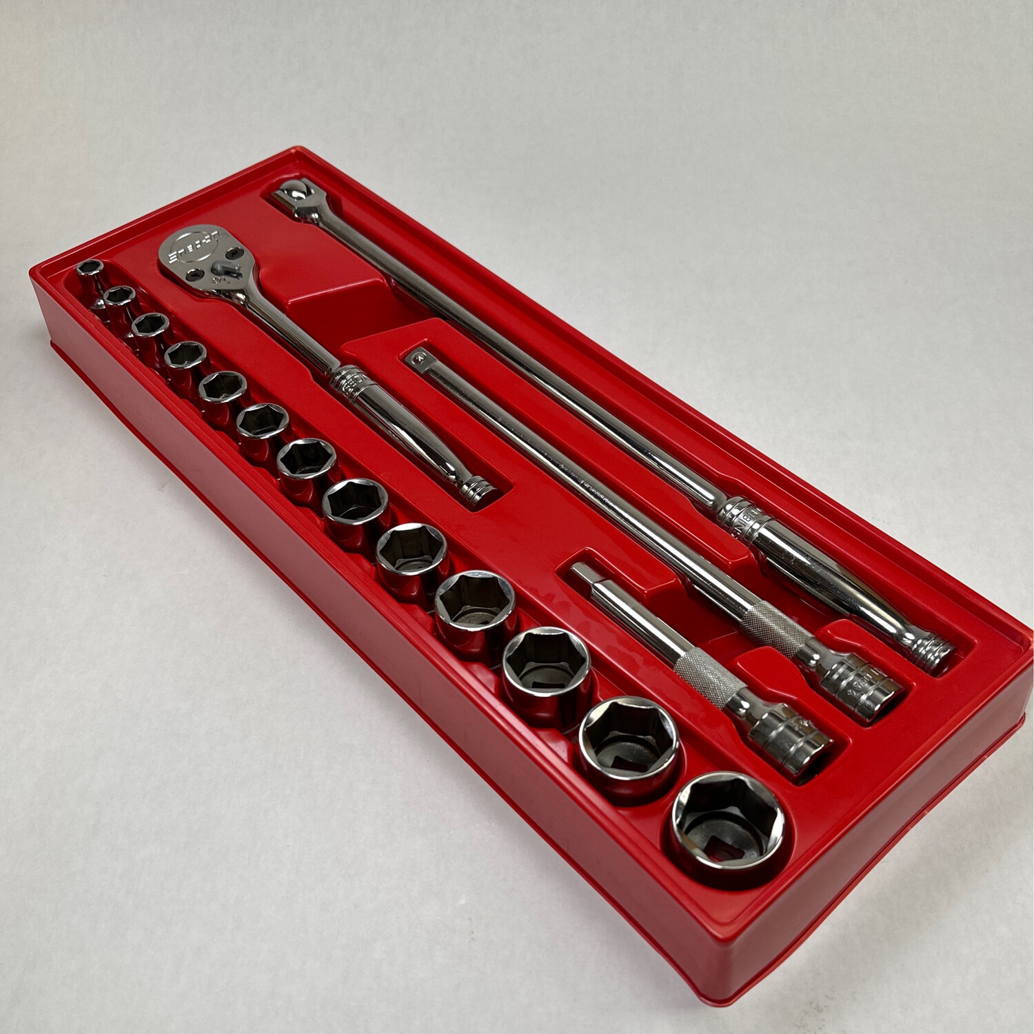 Snap On 17 pc 1/2" Drive 6-Point SAE General Service Socket Set ...