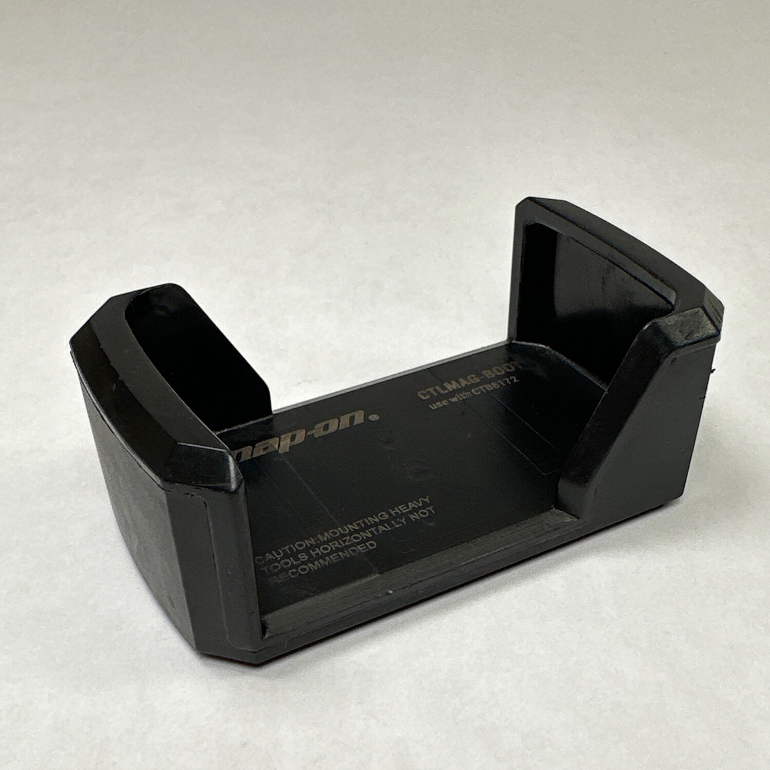 Snap On Magnetic Boot For 14.4 V Cordless Battery Pack (Black), CTLMAG ...