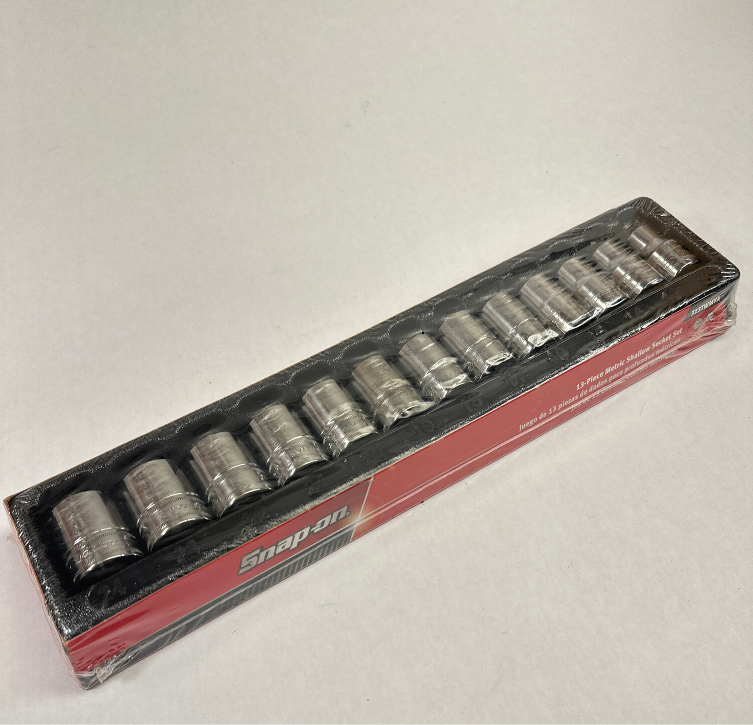 Snap On 13 pc 1/2" Drive 6-Point Metric Flank Drive® Shallow Socket Set (12-24 mm), 313TWMYA ...