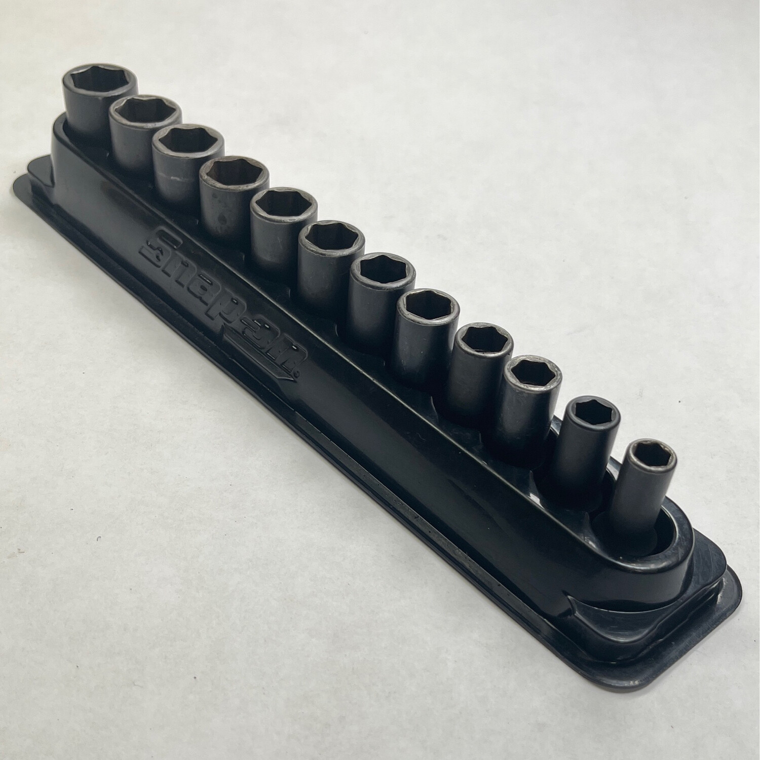 Snap On 12 pc 3/8" Drive 6-Point Metric Flank Drive Semi-Deep Impact Socket Set (8-19 mm ...