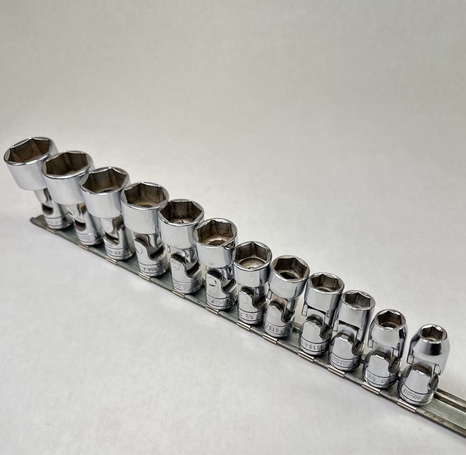 Snap On 12pc pc 3/8" Drive 6-Point SAE Shallow Universal Socket Set (5/ ...