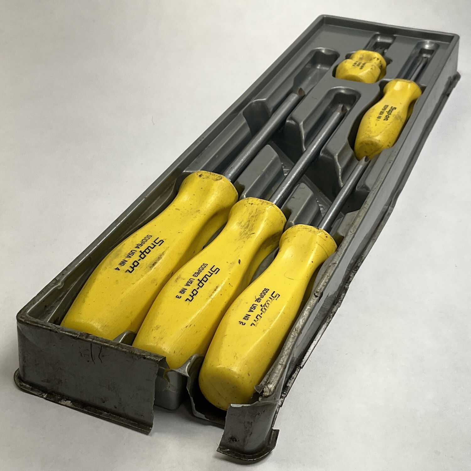 Snap On 5pc Hard Handle Phillips Screwdriver Set (Yellow) - Shop - Tool ...
