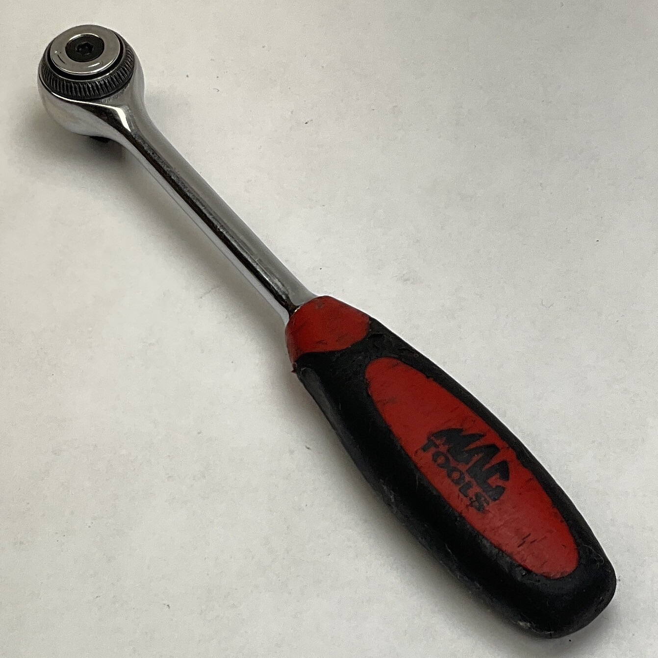 Mac Tools 1/4"Drive Round Head Ratchet W/RED Comfort Grip Handle ...