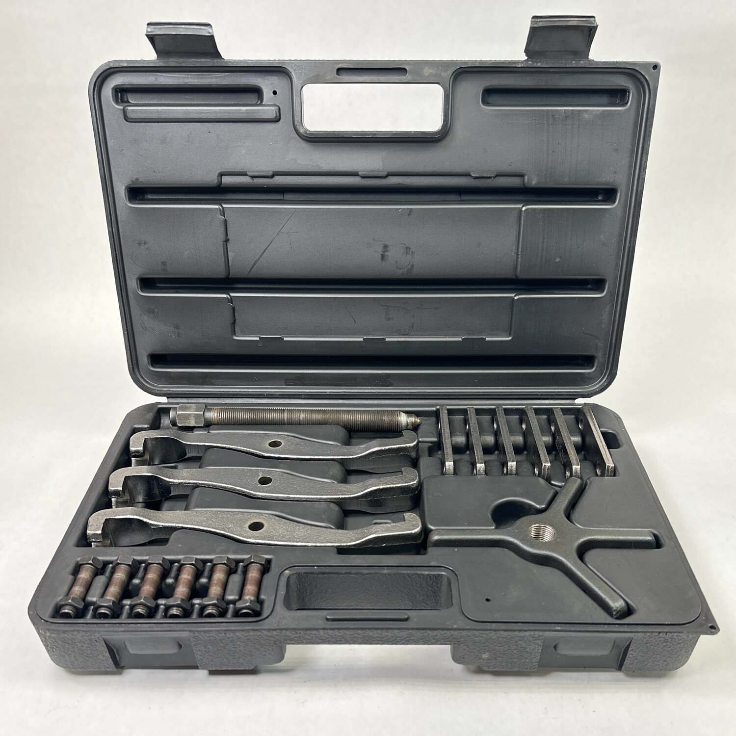 Matco 7 Ton Reversible Puller 2 or 3 Jaw, MST3563 - Shop - Tool Swapper