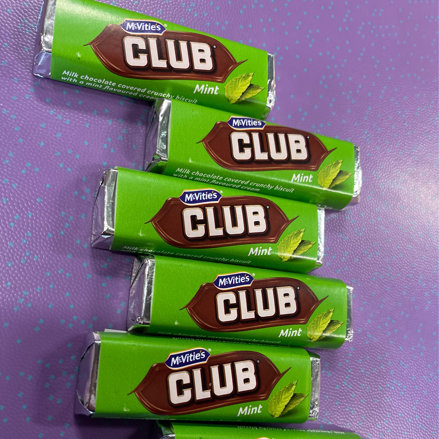 6 UK Club Finger Choc Mint Bars