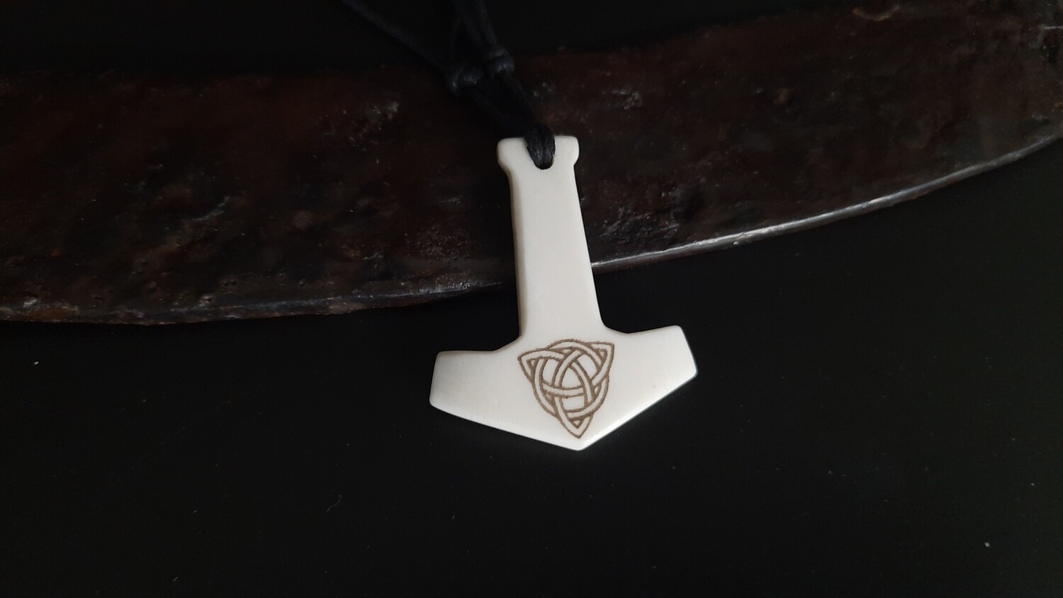 Mjolnir Pendant Bone
