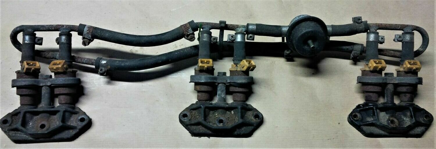 FUEL INJECTOR RAIL Senator Monza 90141740 Bosch 0280150205