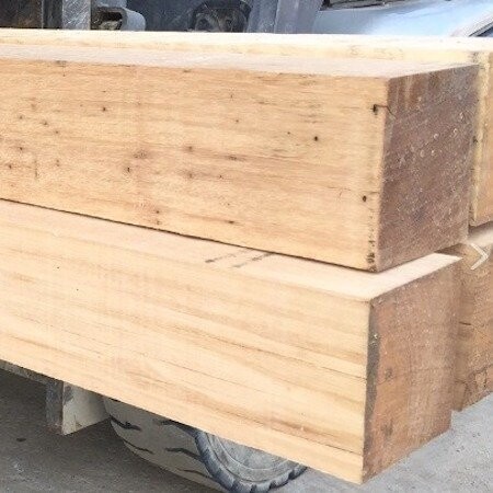 Rough Sawn Hardwood Spotted Gum Posts F17 - Unseasoned