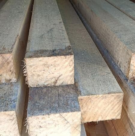 Rough Sawn Hardwood Posts