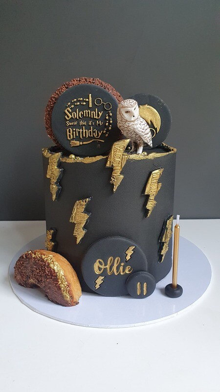 Harry Potter Party Cake