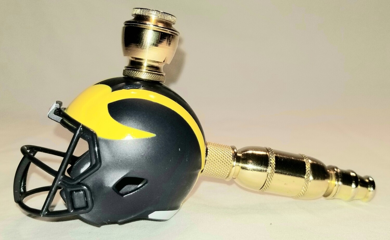 Michigan Wolverines Helmet Pipe Upright Design
