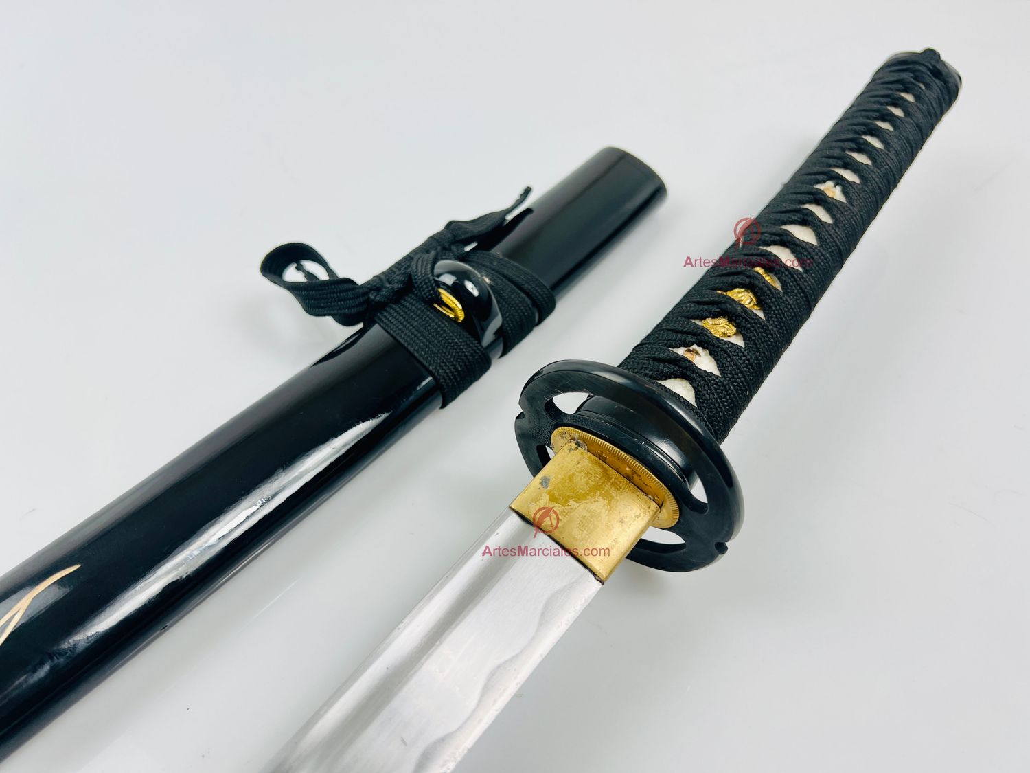 Katana Samurai Onikiri hecha a mano color negro