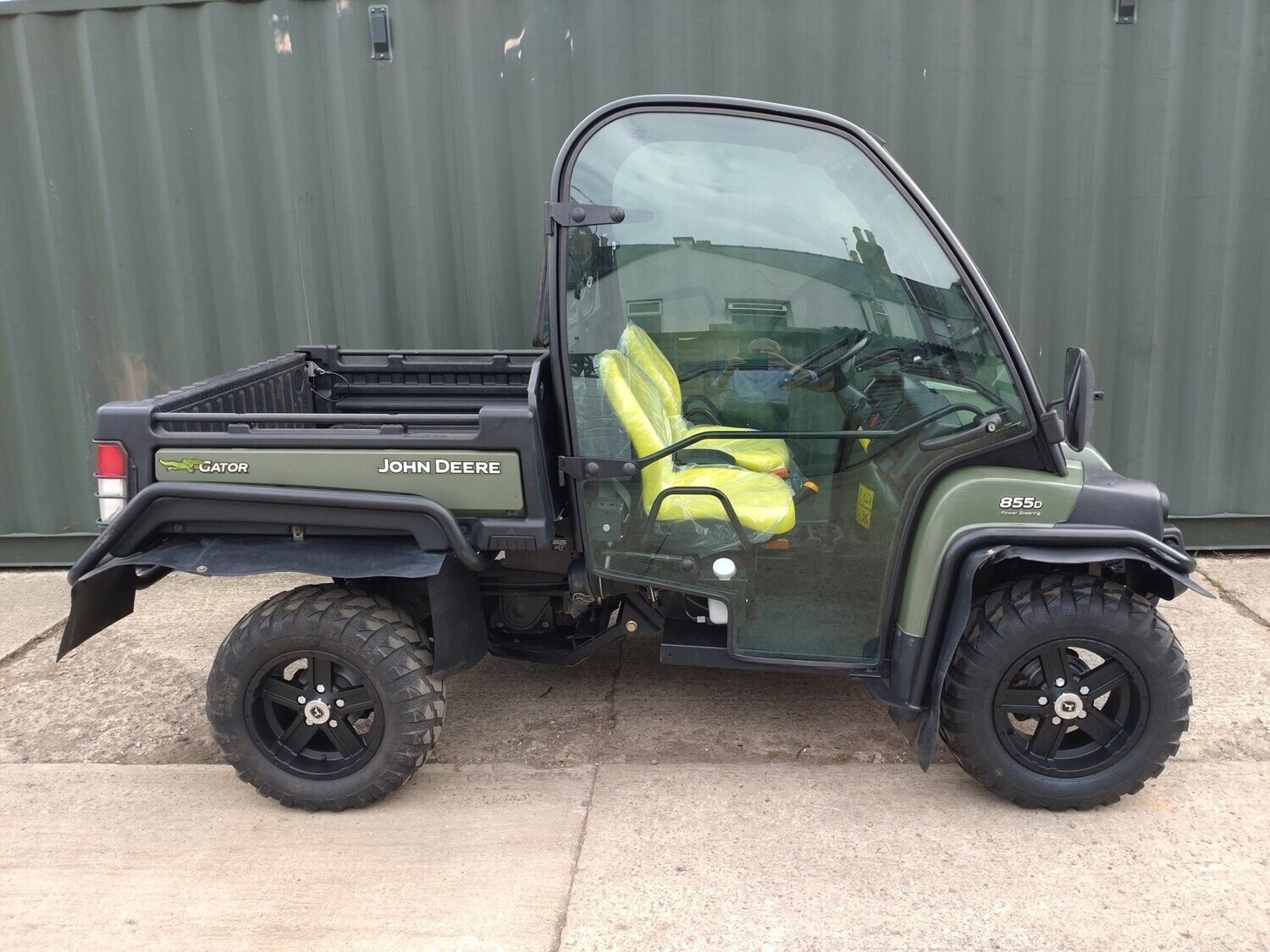 John Deere 855D Diesel 4WD Utility Vehicle (Reconditioned)