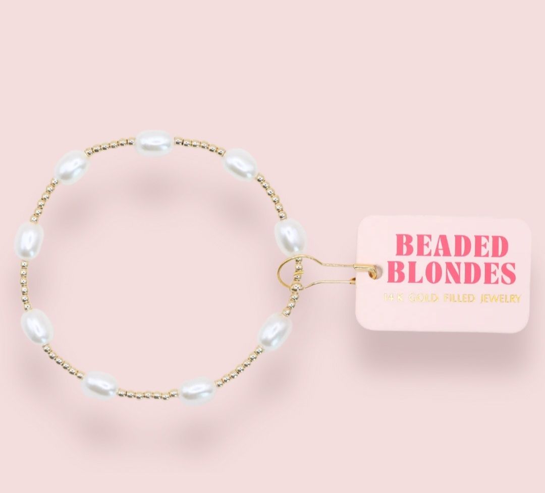 Beaded Blondes Dainty Ellie Pearl/Gold Bracelet Standard 6.75 in