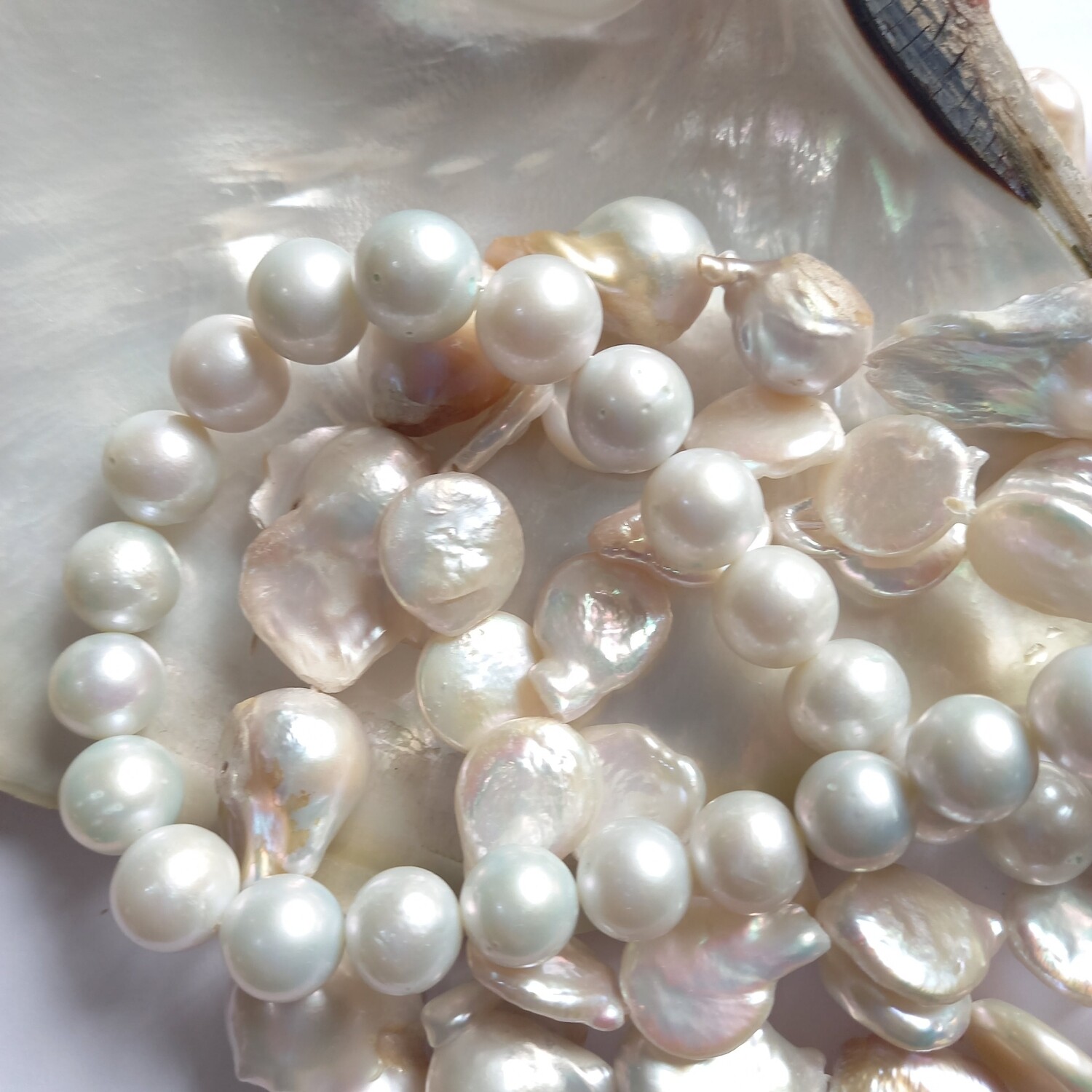 Fresh Water Pearls /South Sea/ Shell Pearls