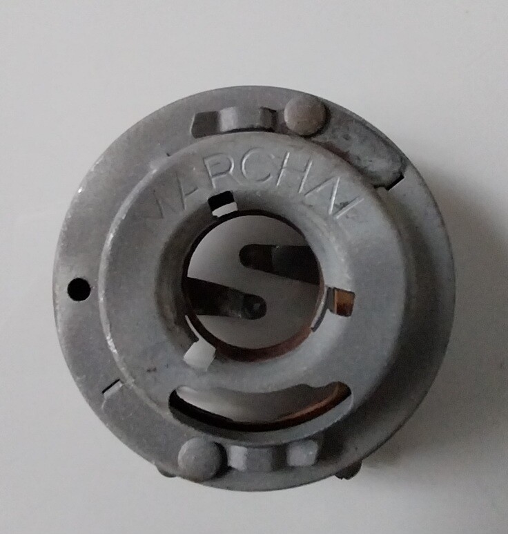 Porte-ampoule Marchal