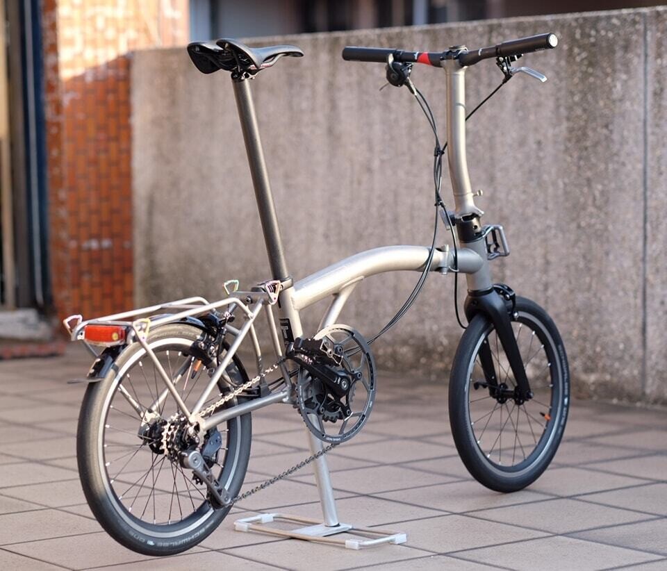 For Brompton P/T Line Titanium Roller Rack w reflector bracket (H&H)