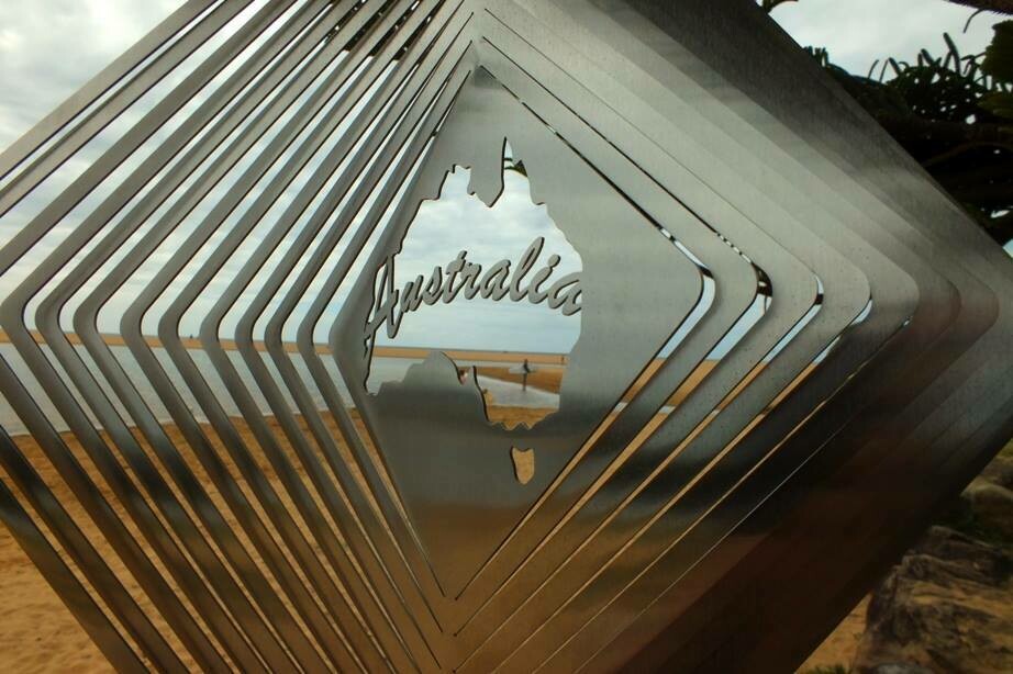 Aussie Spinners - Australiana - Australia Map - 304 Stainless Steel ...