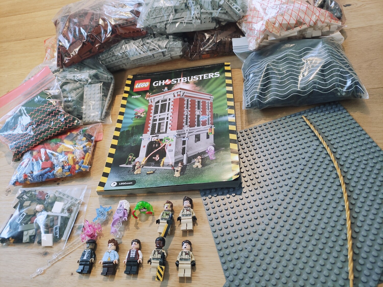 Lego Ghostbusters Set 75827 Firehouse Headquarters