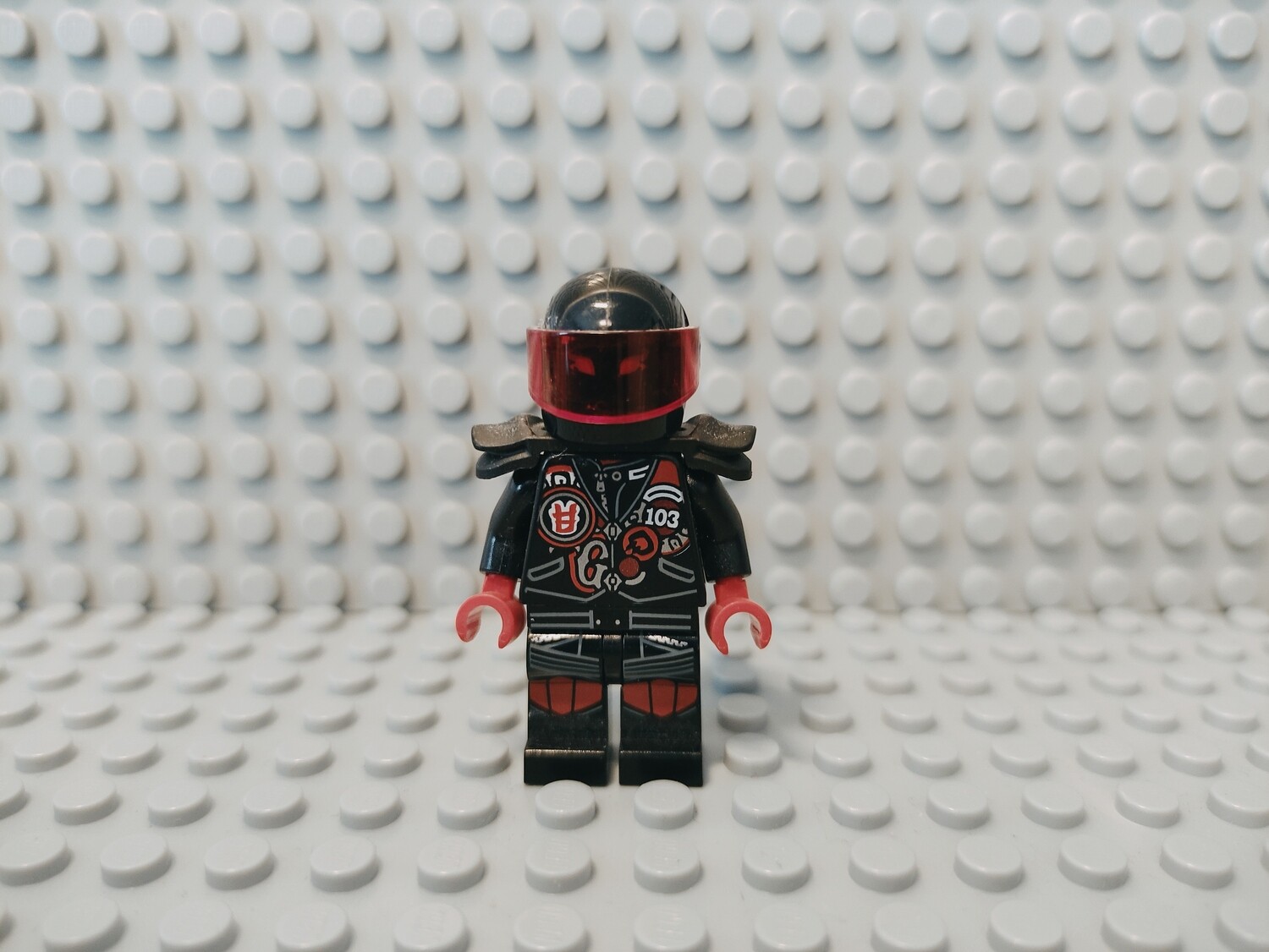 Lego Ninjago Minifigur Mr. E