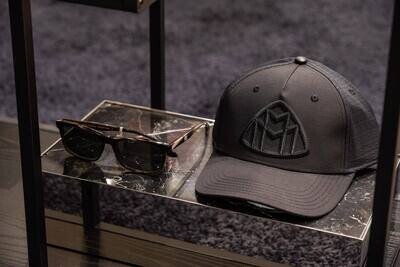 MAYBACH-ICONS OF LUXURY