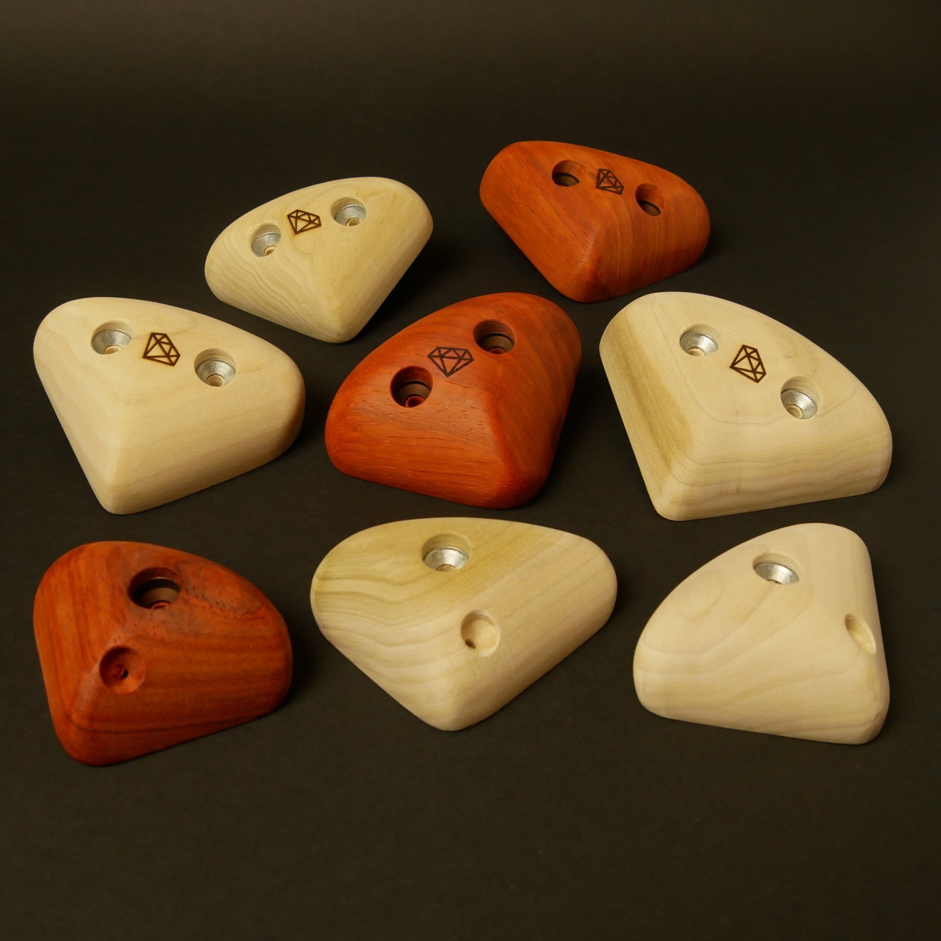 Wooden Climbing Holds - Klettergriffe aus Holz - Climbing Holds Wood