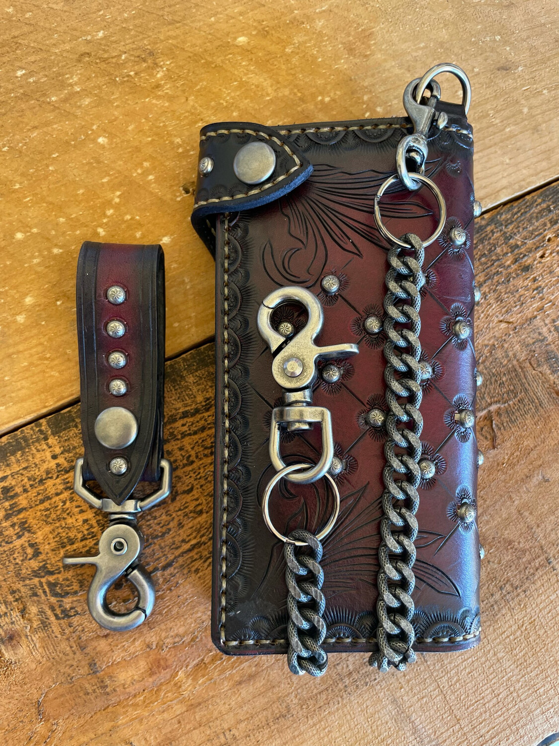Wallets & Chains | Red Beard Leather