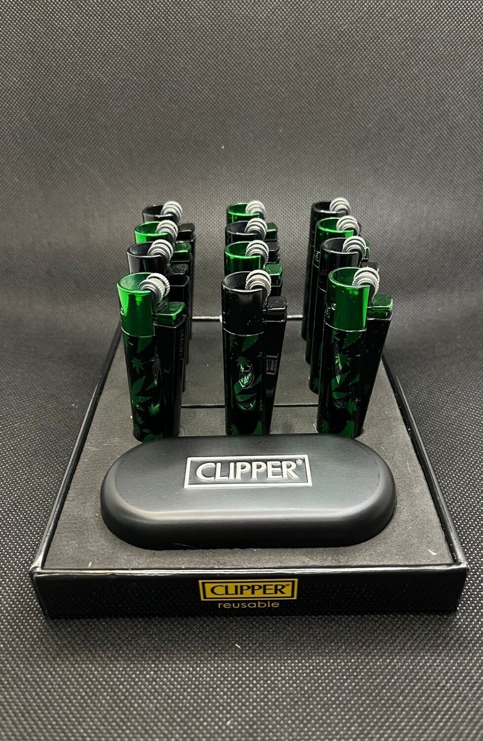 CLIPPER FULL METAL LIGHTER LEAVES GREEN & BLK 12/DISPLAY