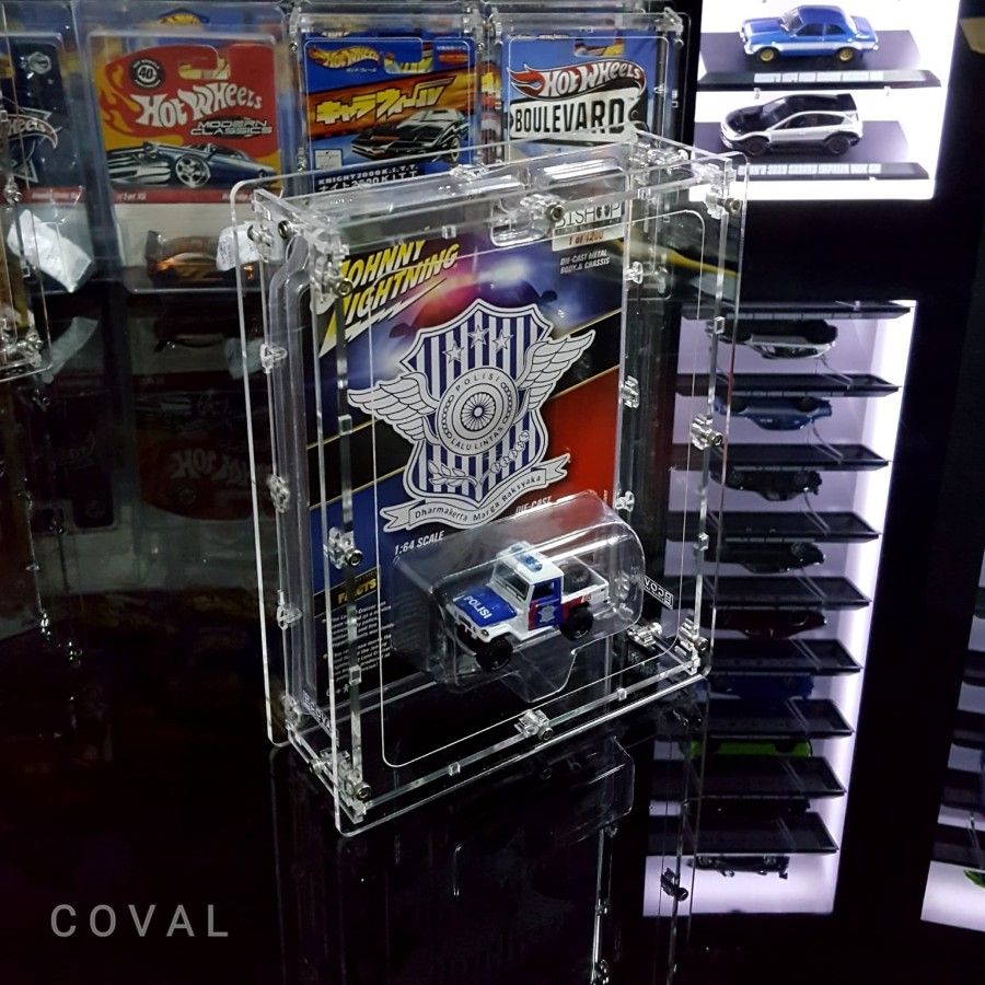 COVAL Displays