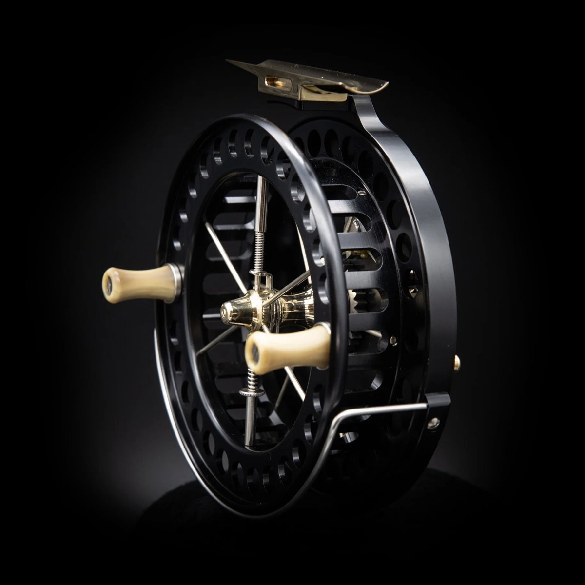 CENTREPIN REELS