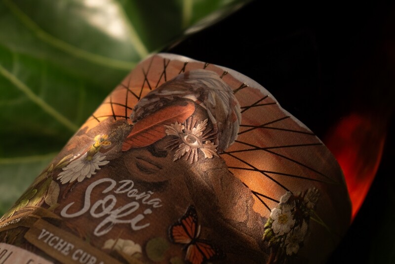 Nueva botella Curao Doña Sofi