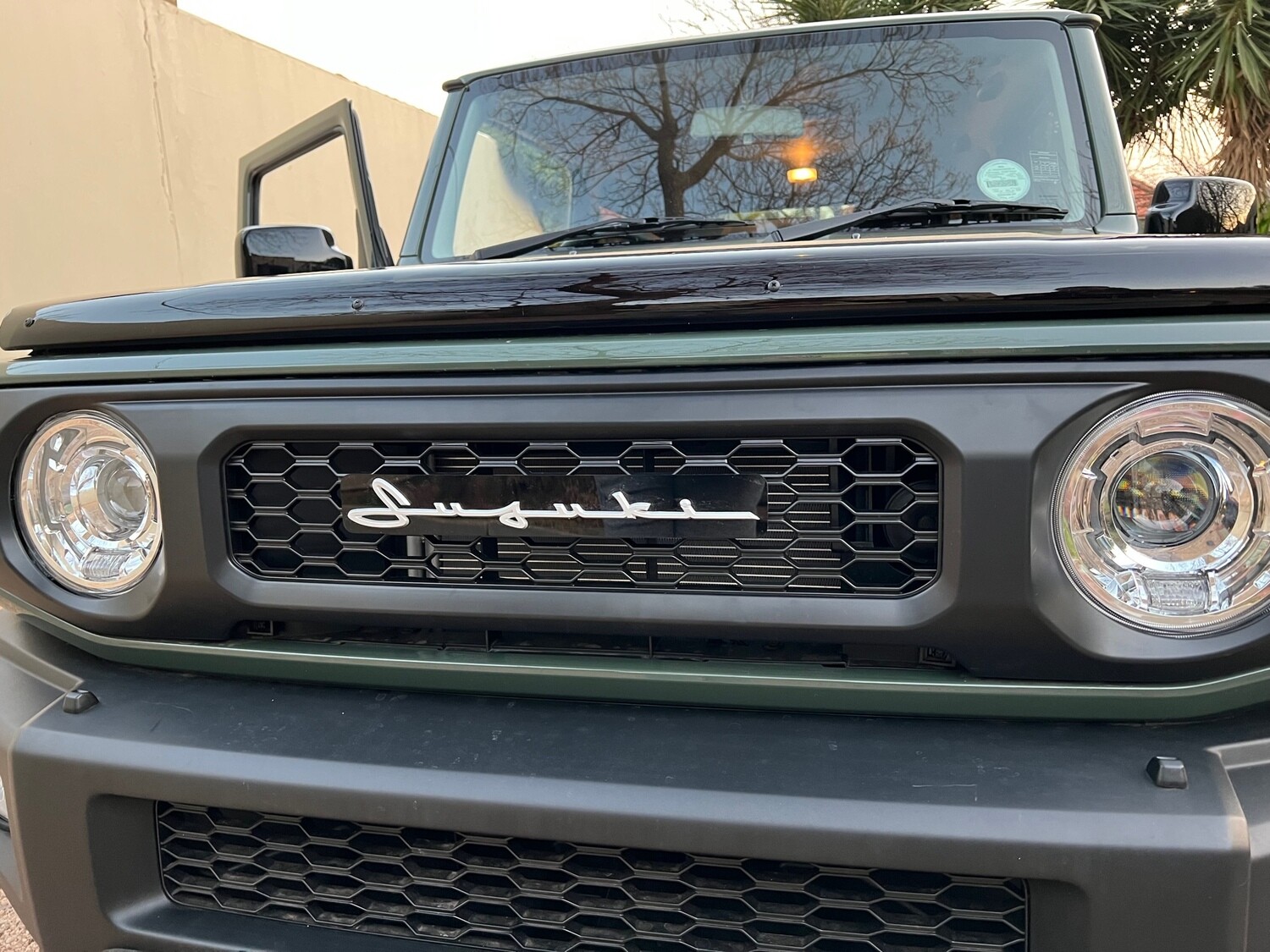 Jimny Gen 4 "Honey Comb" Grill with Script Logo