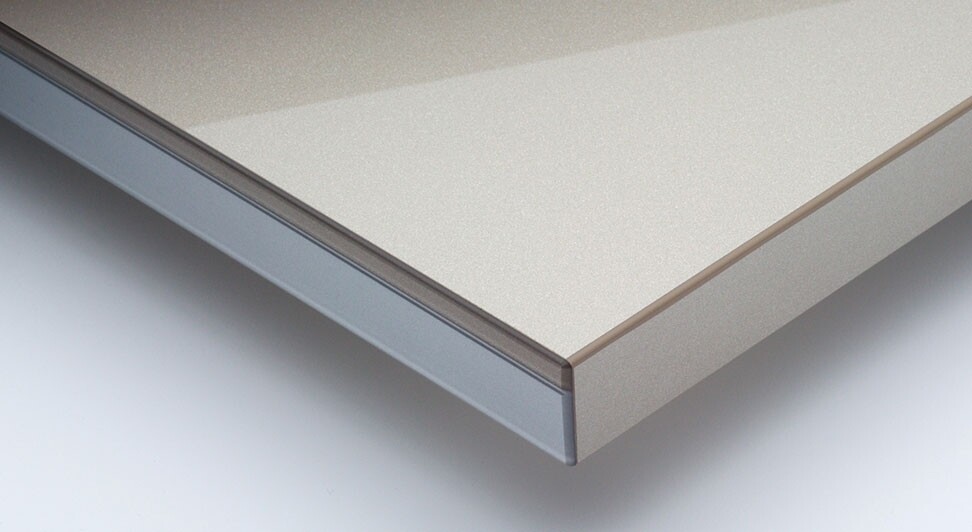 Reflekt- Metallic Beige – Store – Premier EuroCase