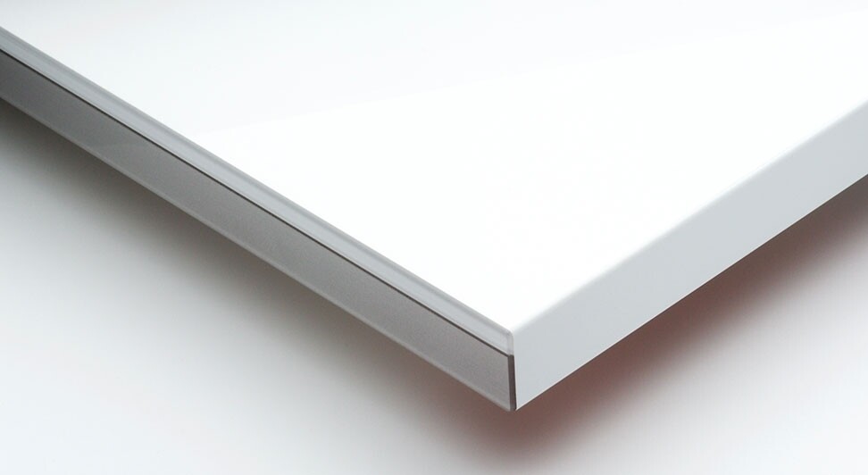 Reflekt- Pure White – Store – Premier EuroCase