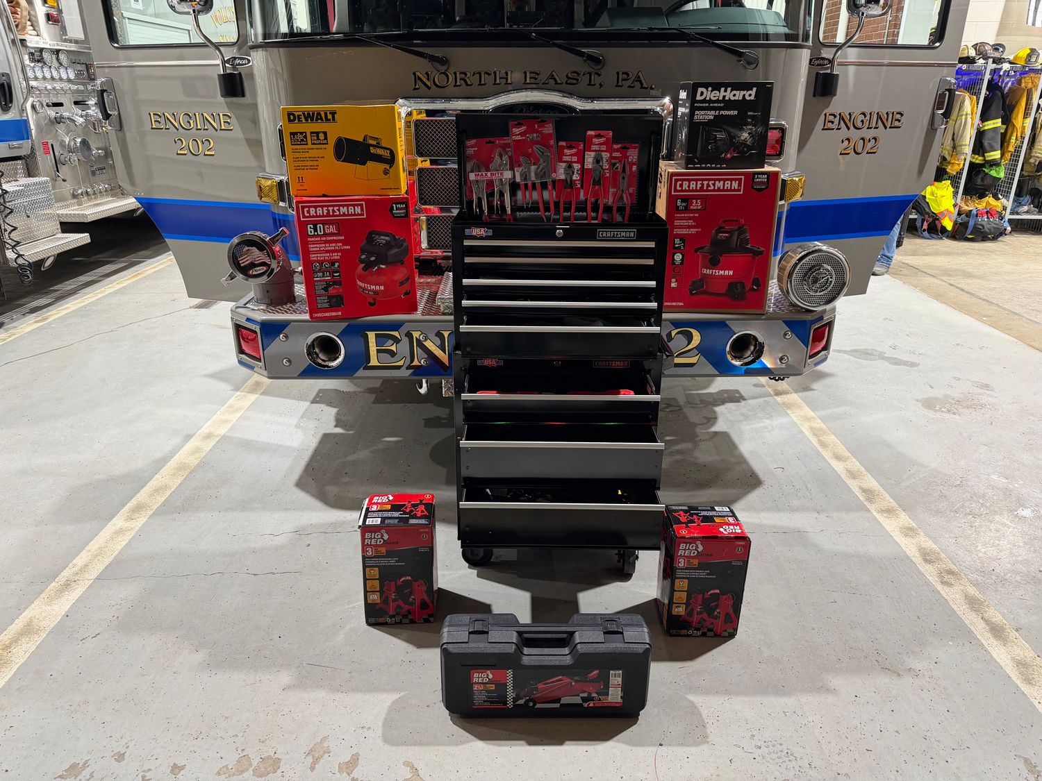 📺🔥 EXTREME GARAGE MAKEOVER 🔧🧰