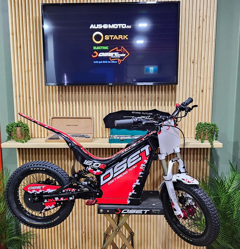 OSET 16 Racing with Lithium Power Pack Upgrade