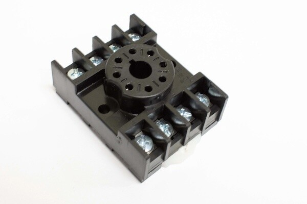 0T08 ATC Diversified 8-Pin Octal Socket