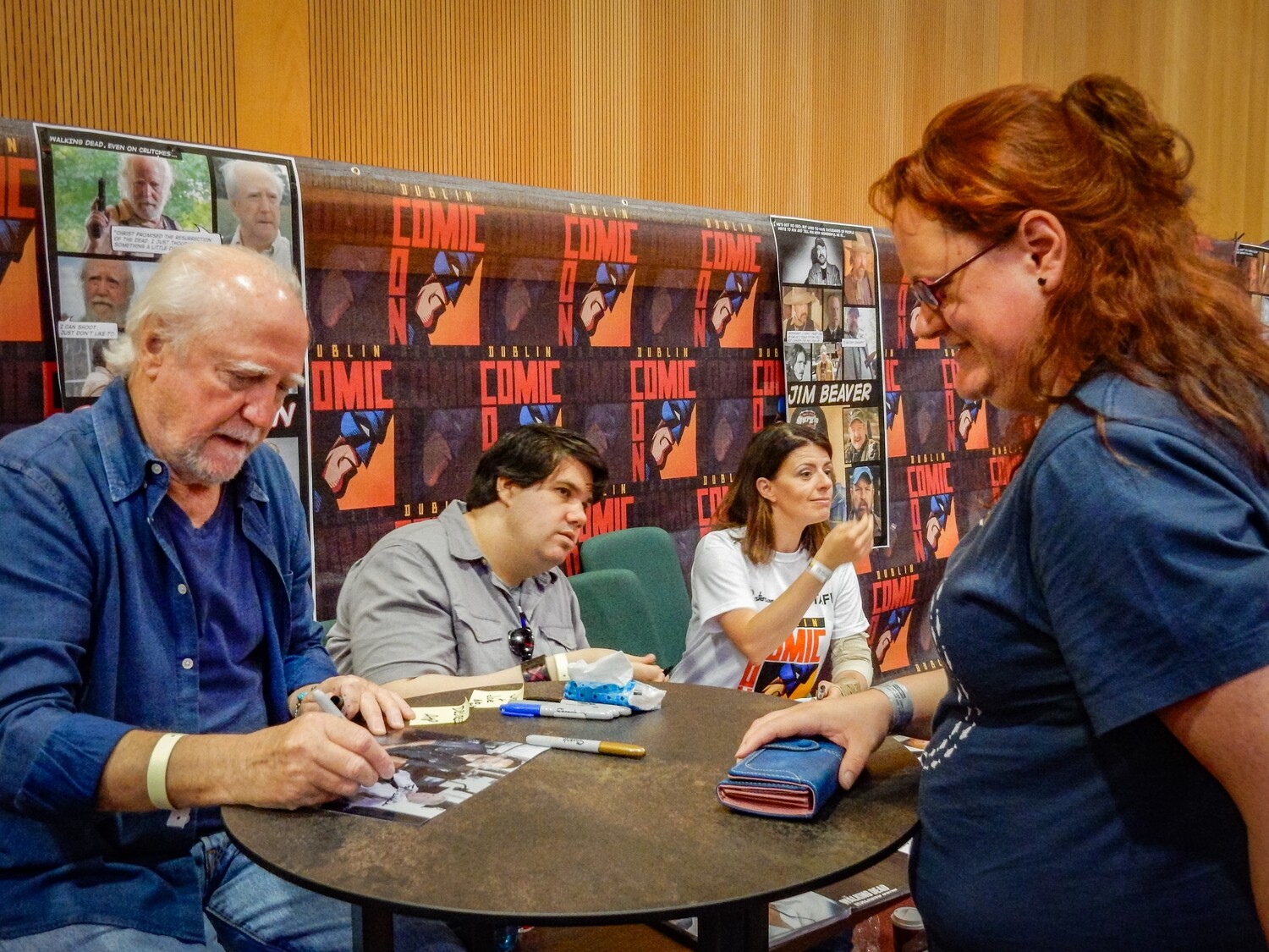 Autographs - Collect At Show